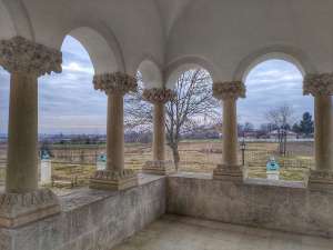La conacul Pană Filipescu construit în anul 1650, precursorul stilului ...